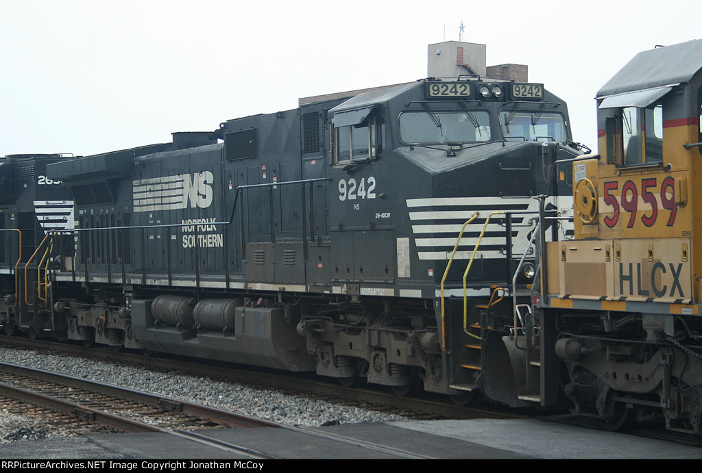 NS 9242
